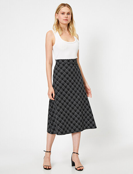 Koton Kadın Kareli Midi Çan Etek