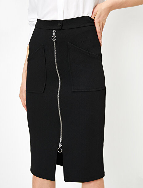 Koton Kadın Fermuar ve Yırtmaç Detaylı Kalem Etek Koton Kadın Fermuar ve Yırtmaç Detaylı Kalem Etek