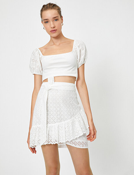 Koton Kadın Fırfırlı Kemerli Dantel Mini Etek Koton Kadın Fırfırlı Kemerli Dantel Mini Etek