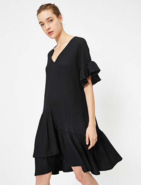 Koton Kadın V Yaka Kısa Kollu Fırfır Detaylı Midi Elbise