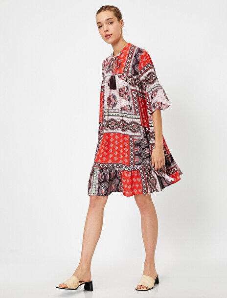 Koton Kadın Şal Desenli Kısa Kollu Midi Elbise