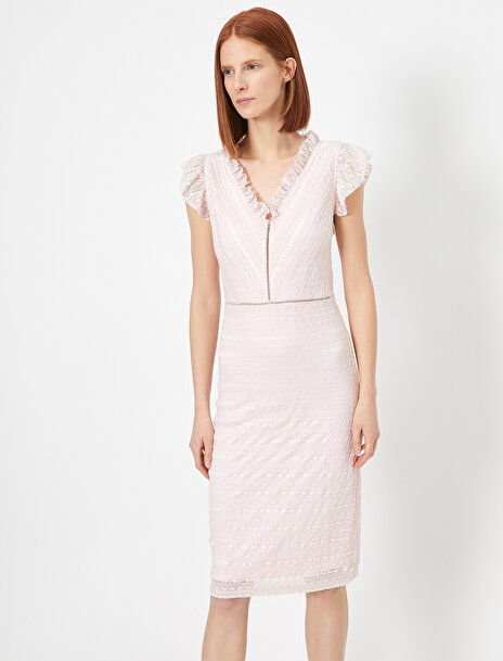 Koton Kadın Dantel Elbise Abiye Fırfır Detaylı V Yaka Kısa Kollu Midi Boy