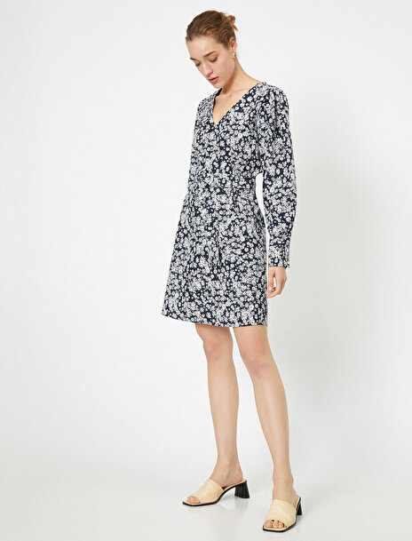 Koton Kadın V Yaka Uzun Kollu Desenli Midi Elbise