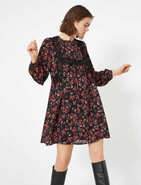 Koton Kadın Çiçek Desenli Dantel Detaylı Elbise Koton Kadın Çiçek Desenli Dantel Detaylı Elbise