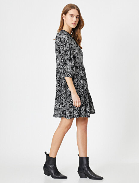 Koton Kadın Çiçek Desenli Dantel Yaka Detaylı Elbise