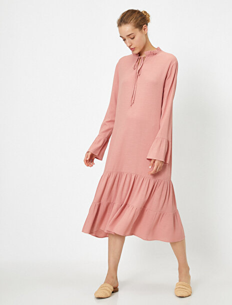 Koton Kadın Uzun Kollu Bağcıklı Krep Elbise