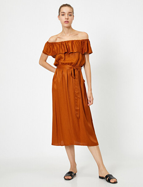 Koton Kadın Omzu Açık Kısa Kollu Kuşaklı Elbise