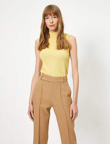 Koton Kadın Dik Yaka Simli Kolsuz Triko Kazak