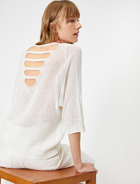 Koton Kadın Sırt Detaylı Truvakar Kol V Yaka Triko Kazak