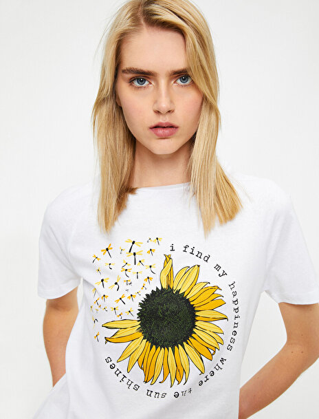 Koton Kadın Bisiklet Yaka Kısa Kollu Yazılı ve Çiçek Baskılı Tişört