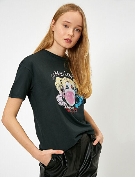 Koton Kadın Harley QuinnBaskılı Lisanslı Kısa Kollu Tişört