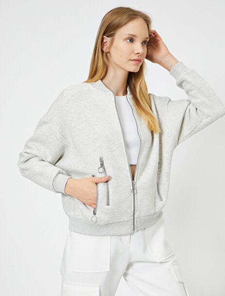 Koton Kadın Bisiklet Yaka Fermuar Cepli Önü Fermuarlı Sweatshirt Koton Kadın Bisiklet Yaka Fermuar Cepli Önü Fermuarlı Sweatshirt