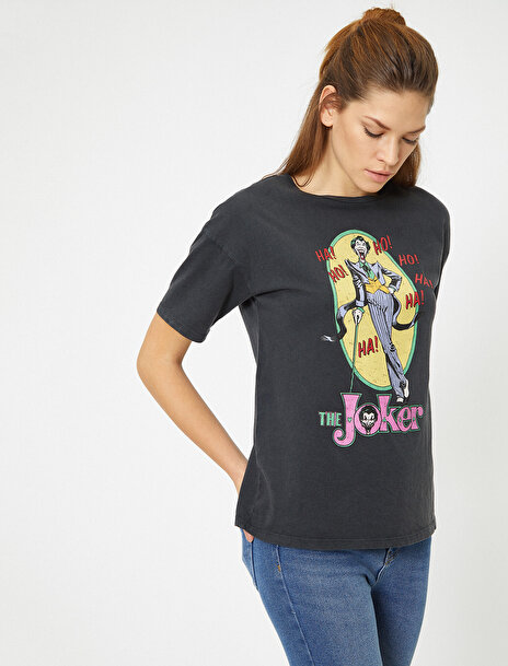 Koton Kadın Joker Lisanslı Kısa Kollu Tişört