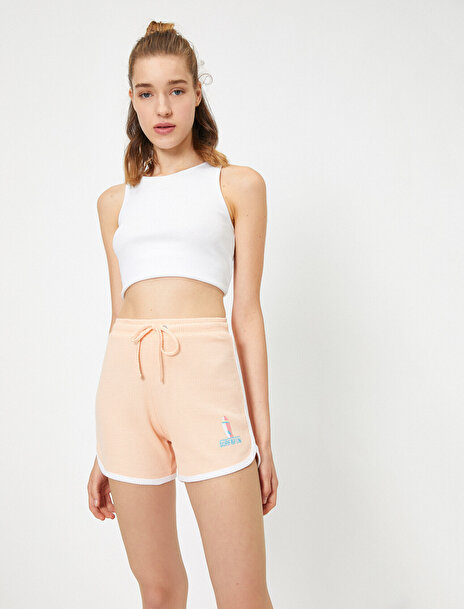 Koton Ole Genç Kız İşlemeli Belden Bağlamalı Pamuklu Şort Koton Ole Genç Kız İşlemeli Belden Bağlamalı Pamuklu Şort