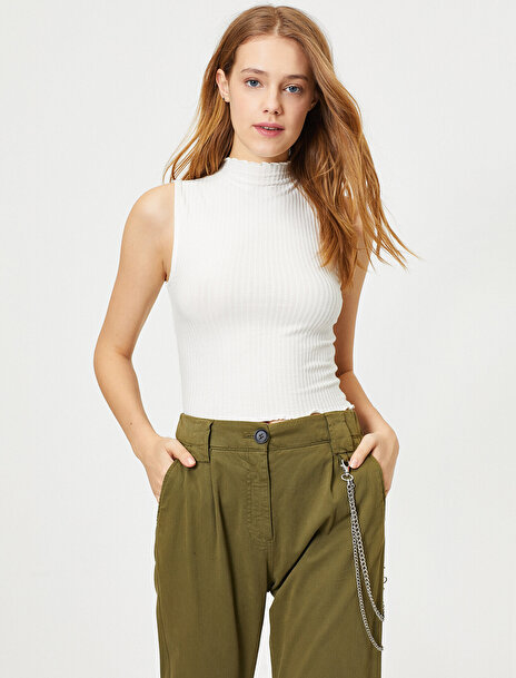 Koton Kadın Yüksek Yaka Atlet