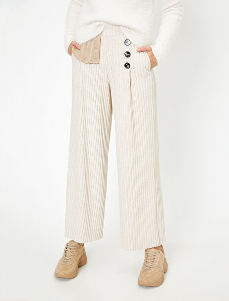 Koton Ole Genç Kız Düğme Detaylı Pilili Triko Pantolon