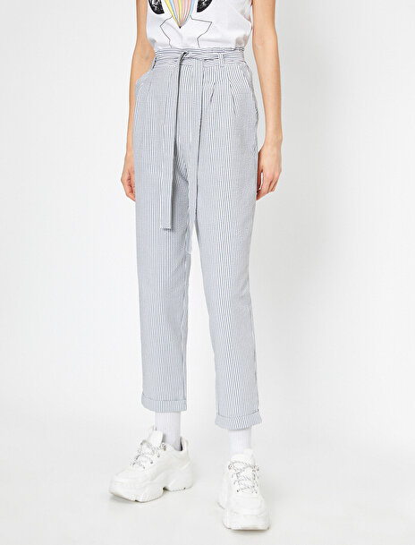 Koton Kadın Çizgili Yüksek Bel Bağlama Detaylı Pantolon