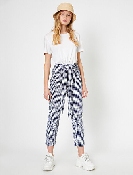 Koton Kadın Beli Bağlama Detaylı Ekoseli Pantolon