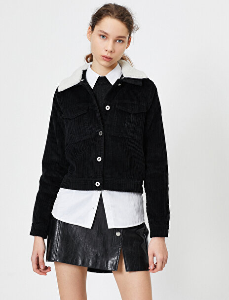 Koton Kadın Yakası Suni Kürk Detaylı Kadife Ceket