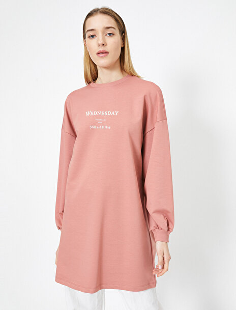 Koton Kadın Bisiklet Yaka Uzun Kollu Yazılı Baskılı Sweatshirt Koton Kadın Bisiklet Yaka Uzun Kollu Yazılı Baskılı Sweatshirt