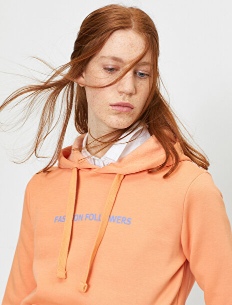 Koton Kadın Kapüşonlu Cep Detaylı Oversize Sweatshirt