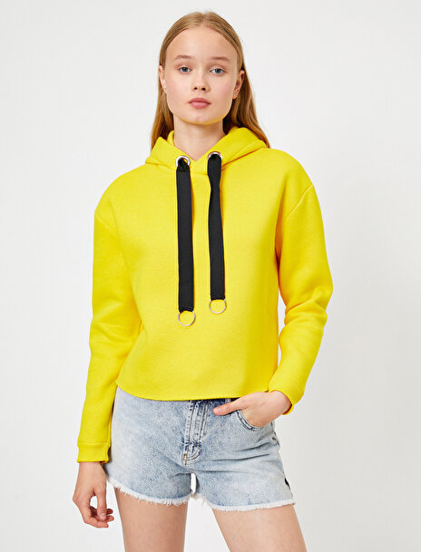 Koton Kadın Kapüşonlu Kalın Şeritli Sweatshirt Koton Kadın Kapüşonlu Kalın Şeritli Sweatshirt