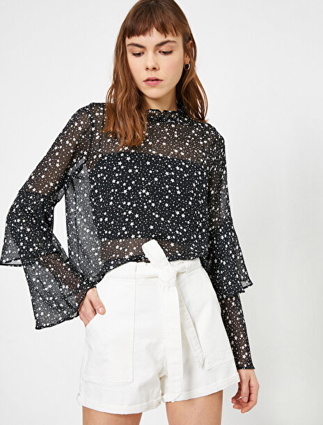 Koton Ole Genç Kız Yıldız Baskılı Kolları 2 Kat Volanlı Yakası Fırfırlı Bluz Koton Ole Genç Kız Yıldız Baskılı Kolları 2 Kat Volanlı Yakası Fırfırlı Bluz