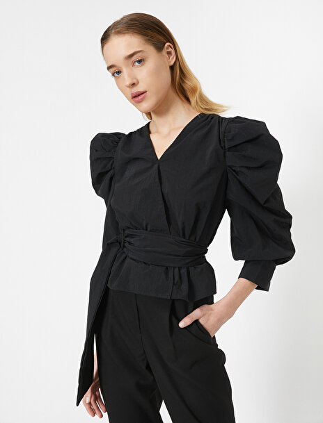 Koton Kadın Balon Kollu Beli Tokalı Bağlama Detaylı Bluz Koton Kadın Balon Kollu Beli Tokalı Bağlama Detaylı Bluz