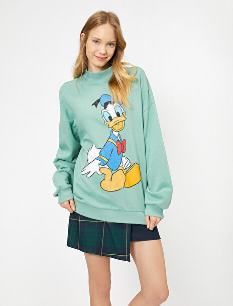 Koton Kadın Dik Yaka Donald Duck Baskılı Lisanslı Uzun Sweatshirt