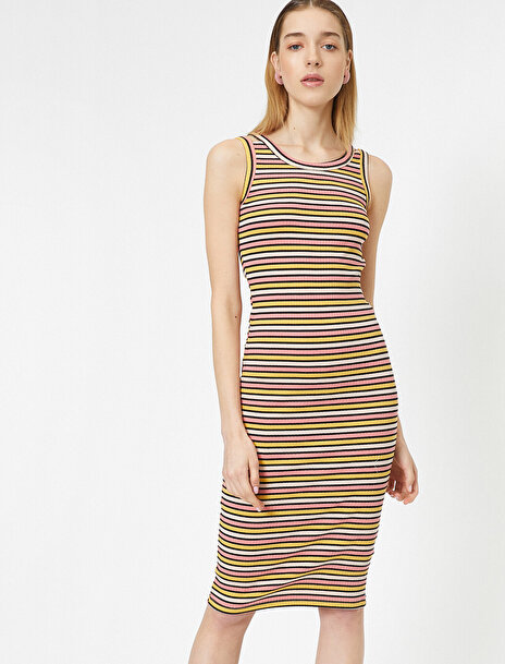 Koton Kadın Bisiklet Yaka Kolsuz Çizgili Midi Elbise