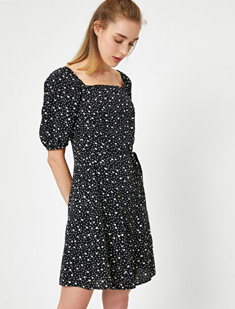 Koton Kadın U Yaka Desenli Kısa Kollu Midi Elbise