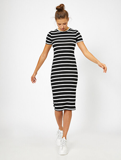 Koton Kadın Bisiklet Yaka Kısa Kollu Çizgili Midi Elbise