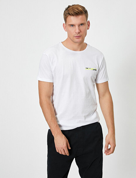 Koton Erkek Kısa Kollu Bisiklet Yaka Yazılı Baskılı Tişört