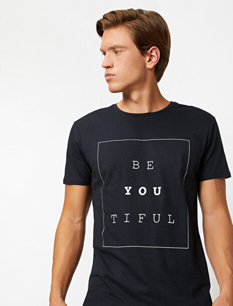 Koton Erkek Kısa Kollu Bisiklet Yaka Yazılı Baskılı Tişört