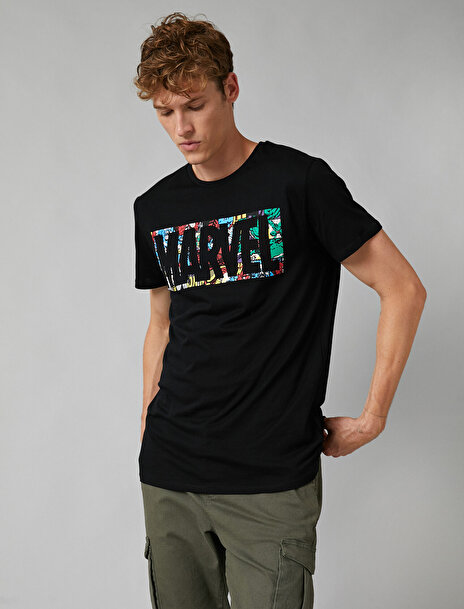 Koton Erkek Pamuklu Marvel Lisanslı Bisiklet Yaka Kısa Kollu Tişört