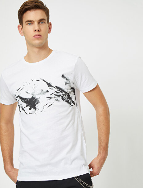 Koton Erkek Bisiklet Yaka Abstract Baskılı Slim Fit Tişört Koton Erkek Bisiklet Yaka Abstract Baskılı Slim Fit Tişört