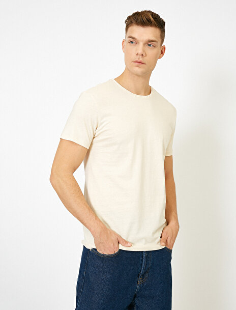 Koton Erkek Bisiklet Yaka Pamuklu Slim Fit Basic Tişört
