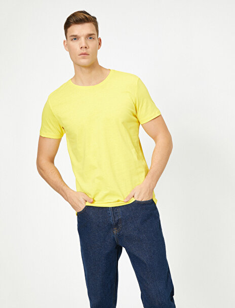 Koton Erkek Bisiklet Yaka Pamuklu Slim Fit Basic Tişört