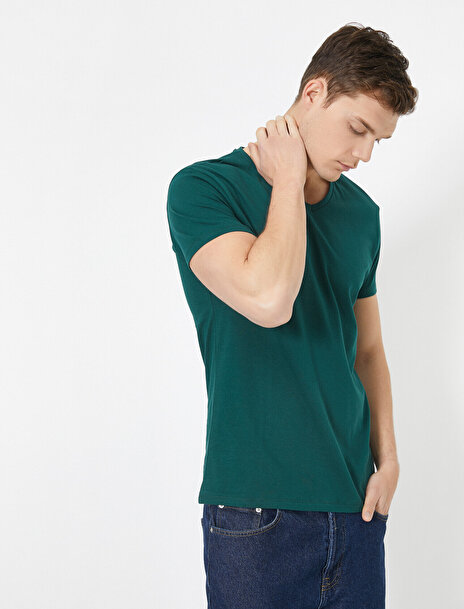 Koton Erkek V Yaka Pamuklu Slim Fit Basic Tişört