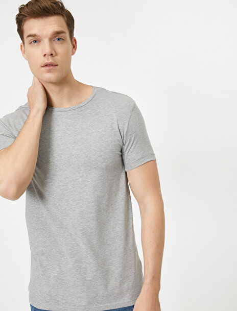 Koton Erkek Bisiklet Yaka Likralı Esnek Kumaşlı Süper Slim Fit Tişört Koton Erkek Bisiklet Yaka Likralı Esnek Kumaşlı Süper Slim Fit Tişört