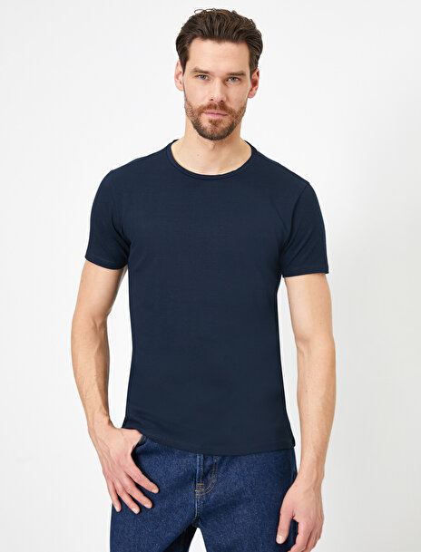 Koton Erkek Bisiklet Yaka Likralı Esnek Kumaşlı Süper Slim Fit Tişört Koton Erkek Bisiklet Yaka Likralı Esnek Kumaşlı Süper Slim Fit Tişört