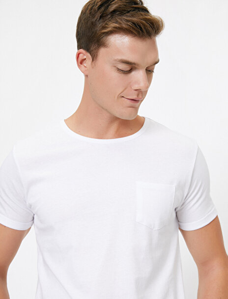 Koton Erkek Bisiklet Yaka Cep Detaylı Kolları Katlamalı Slim Fit Tişört