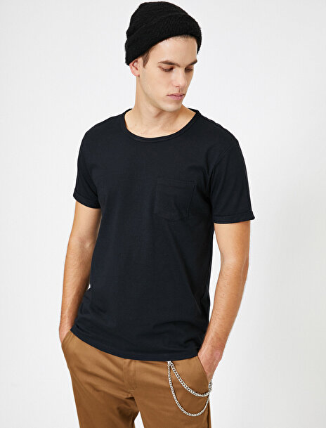 Koton Erkek Bisiklet Yaka Cep Detaylı Kolları Katlamalı Slim Fit Tişört
