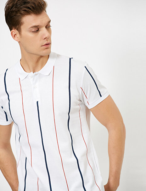 Koton Erkek Polo Yaka Dikey Çizgili Pike Kumaş Slim Fit Tişört