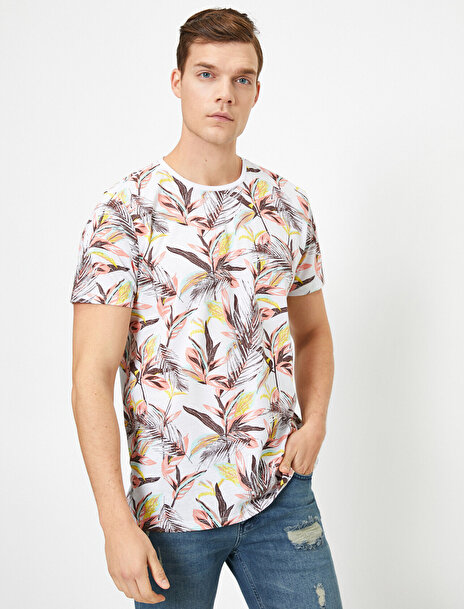 Koton Erkek Çiçek Desenli Bisiklet Yaka Kısa Kollu Tişört