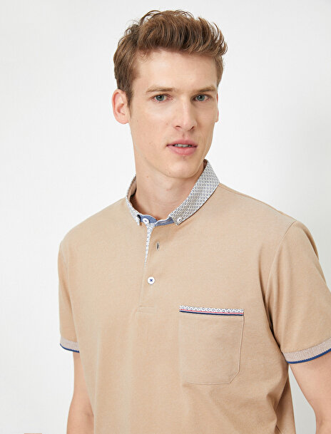 Koton Erkek Polo Yaka Desenli Cep Detaylı Pike Kumaş Slim Fit Tişört