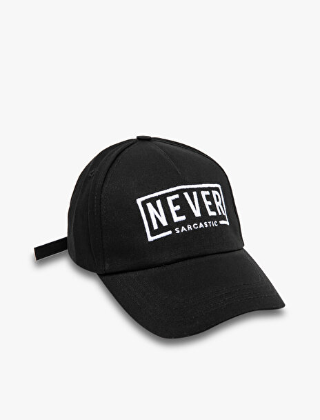 Koton Erkek İşlemeli Şapka