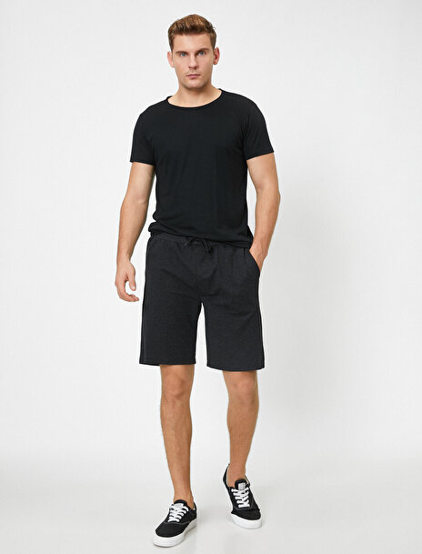 Koton Erkek Cepli Çizgili Bermuda Şort