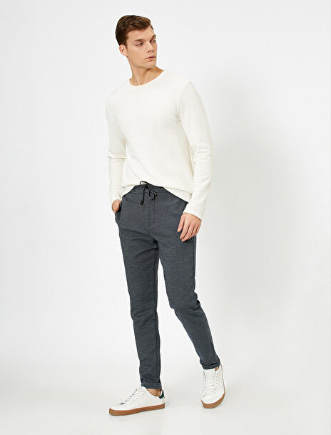 Koton Erkek Beli Bağlamalı ve Lastikli Rahat  Kesim Paçası Katlamalı Pantolon