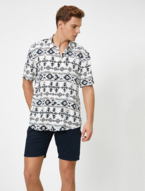 Koton Erkek Cepli Kısa Kollu Etnik Desenli Gömlek